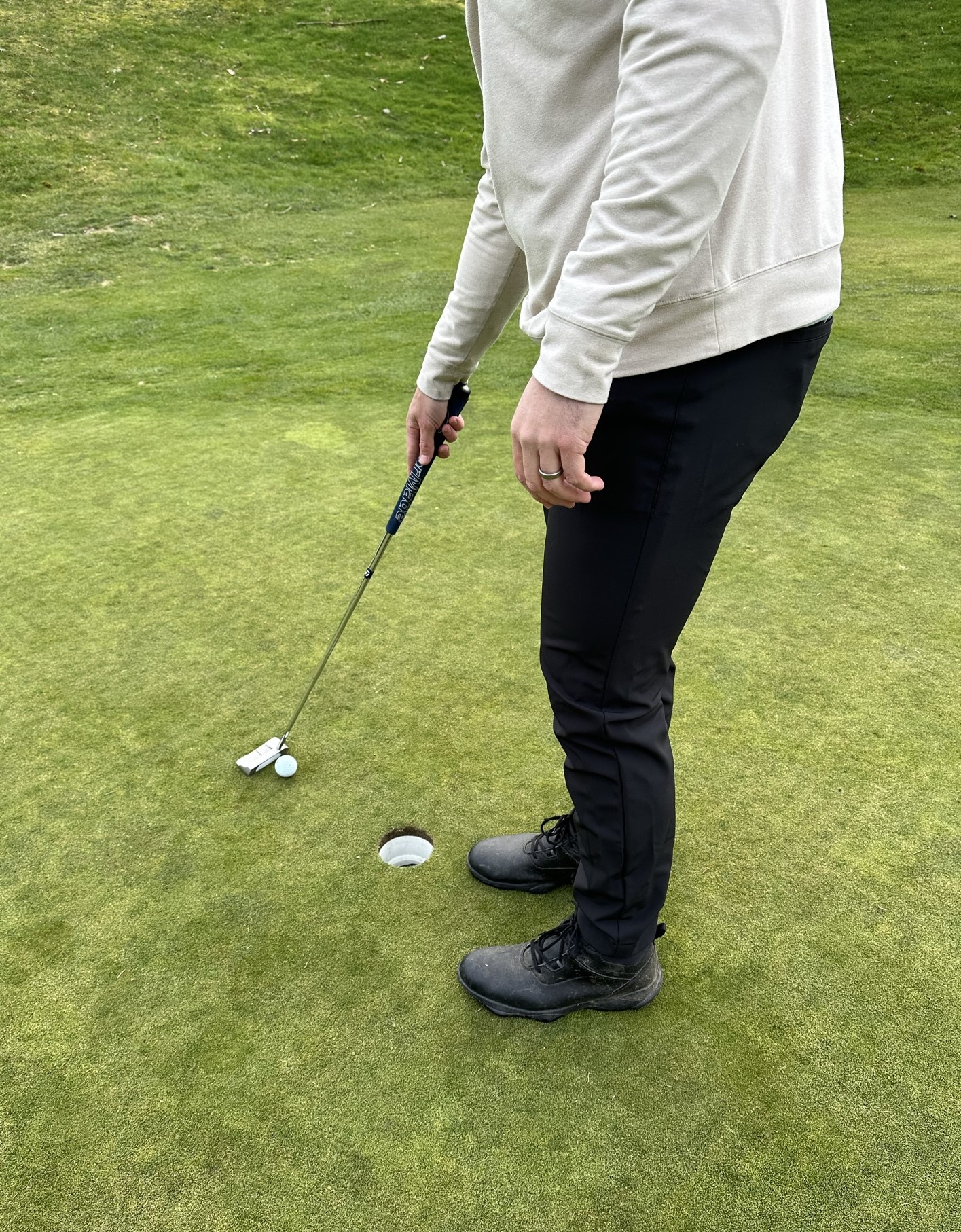 Standing Astride In Golf - Fore Putt Golf